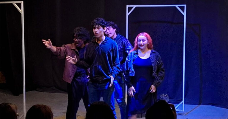 El Colectivo Trueque estrena “Beautiful Julia” y reafirma vitalidad del ...